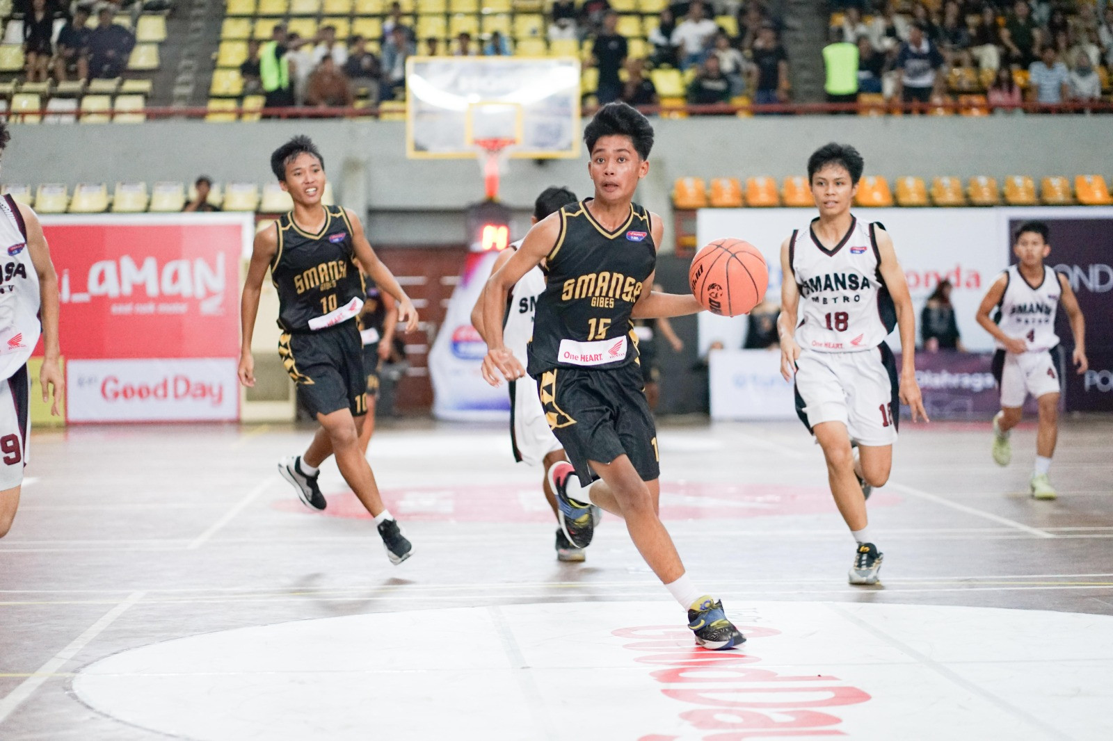 Hasil DBL Lampung: Debutan Pulang, Putra dan Putri Saga Menang! | DBL ID Hasil DBL Lampung: Debutan Pulang, Putra dan Putri Saga Menang! | DBL ID